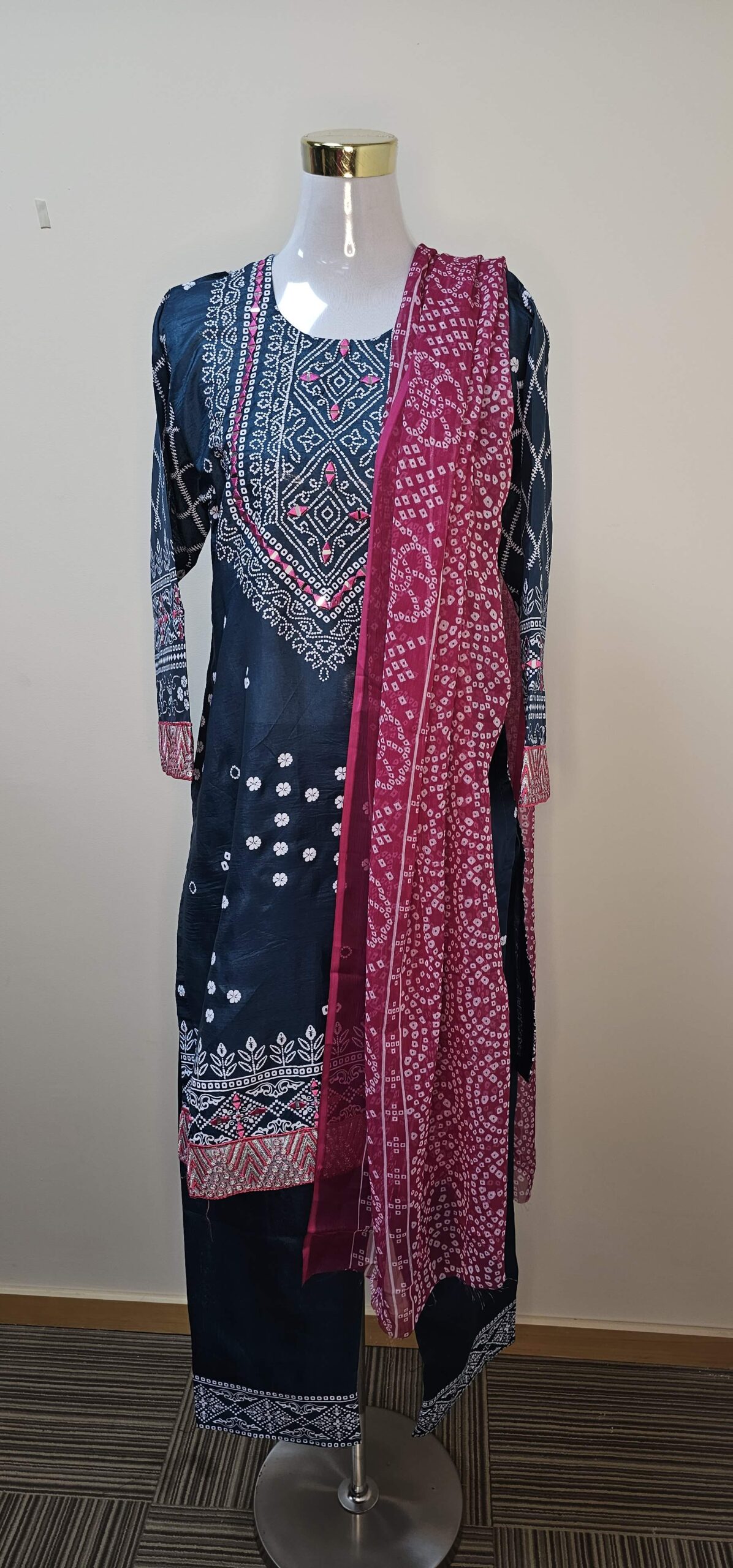 Chunri Design with Mirror Work (3 piece)- Stitched - Farahz